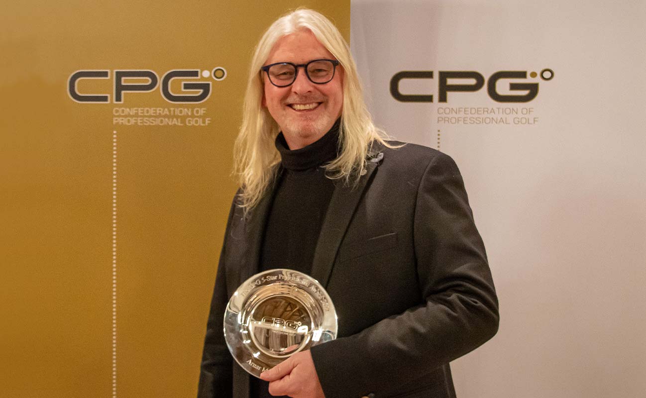 Ólafsson Receives Iceland’s First 5-Star Pro Award